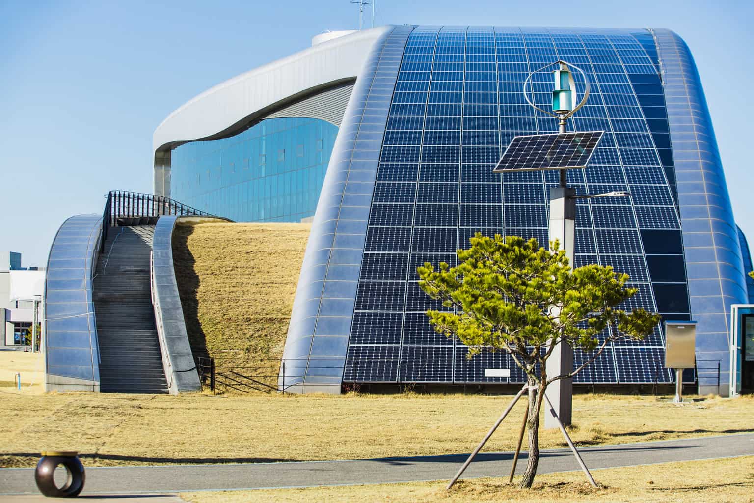 How Sustainable Is a Zero Energy Building? - BuilderSpace